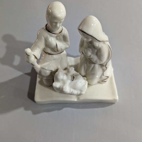 Other | 4 Tall Jade Porcelain Nativity Scene Mary Joseph Baby Jesus ...
